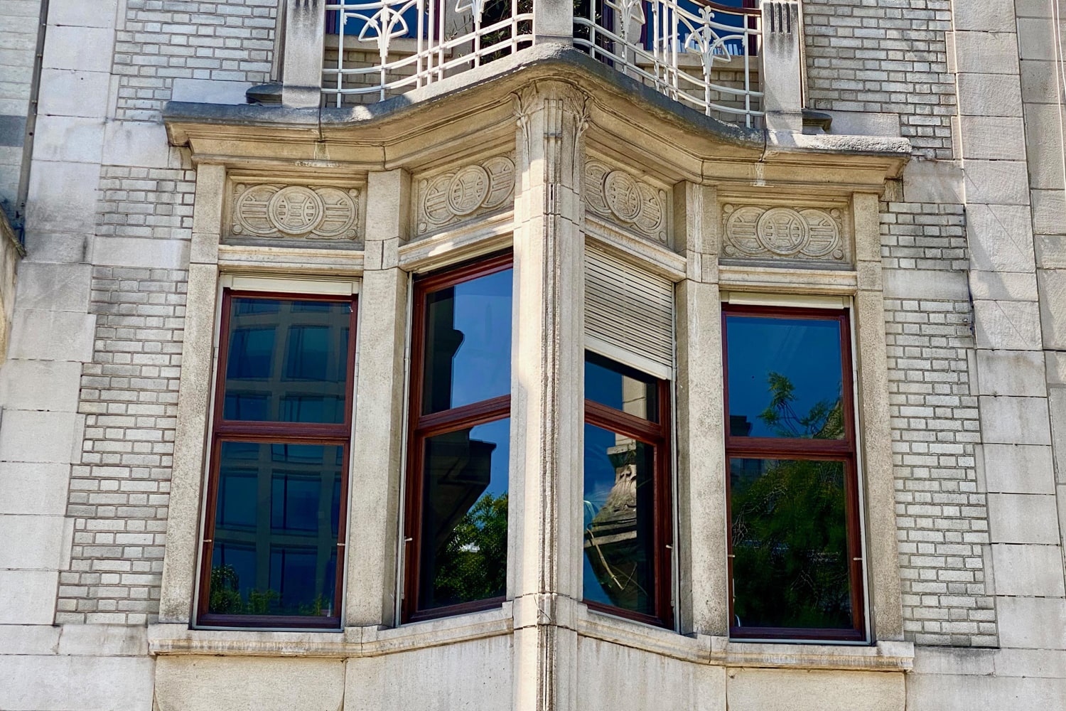 Art Nouveau house by Georges Hobé | Admirable Art Nouveau