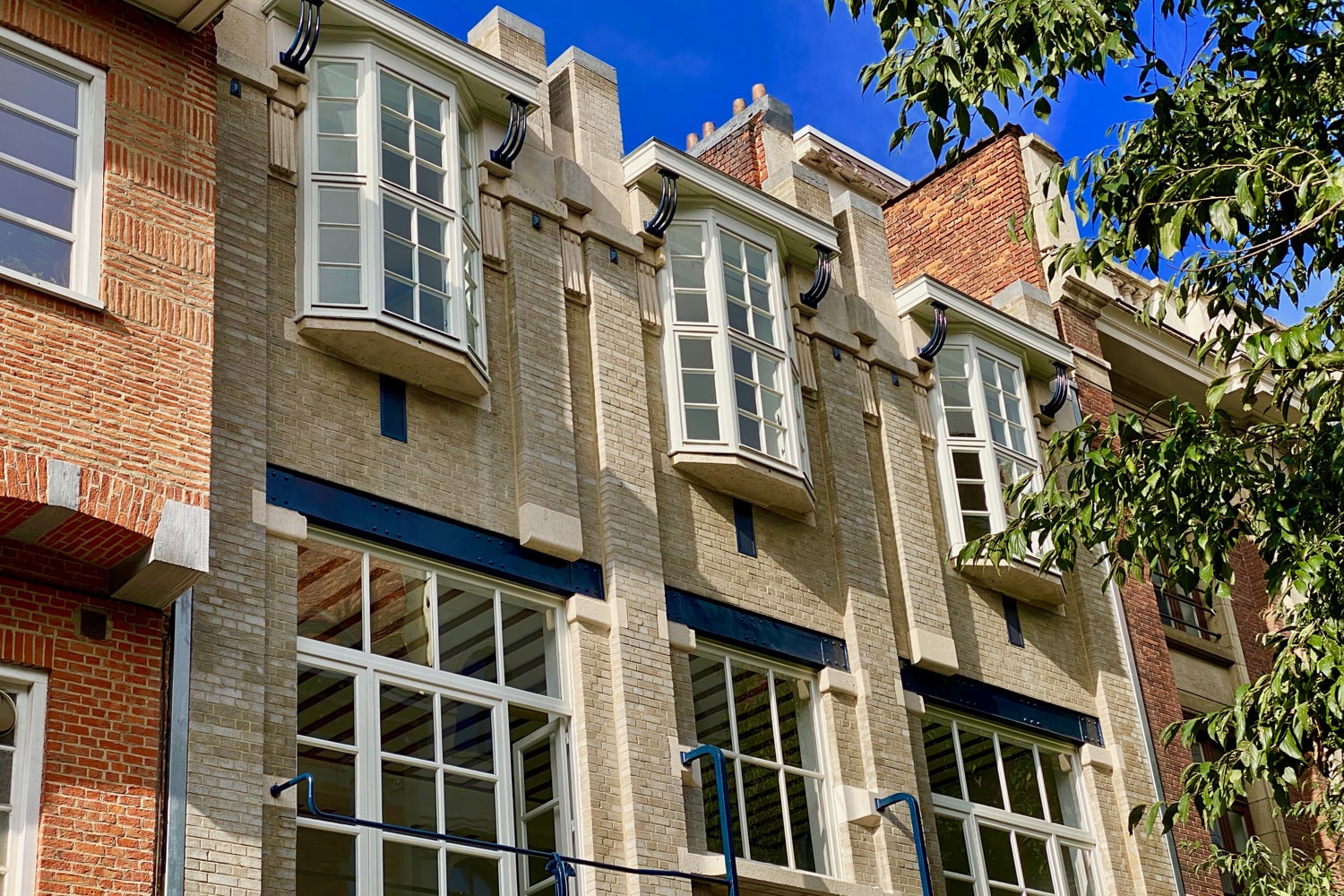 Clinique du Dr Van Neck | Admirable Art Nouveau